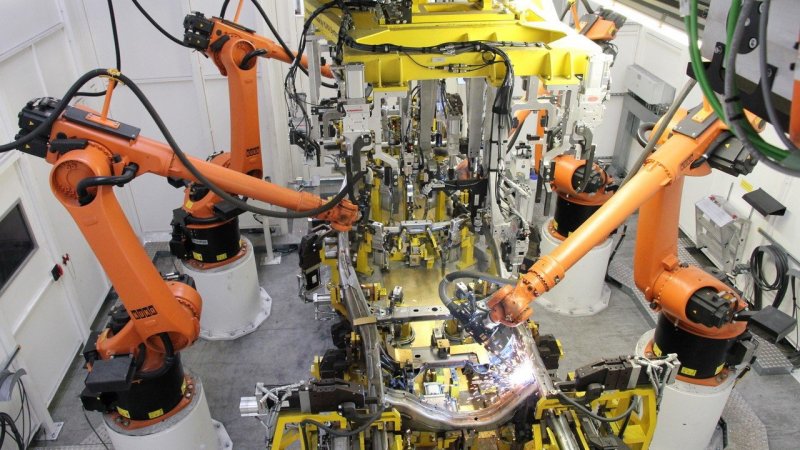 Automatisiert schweißen | BLECH+ROHRE+PROFILE