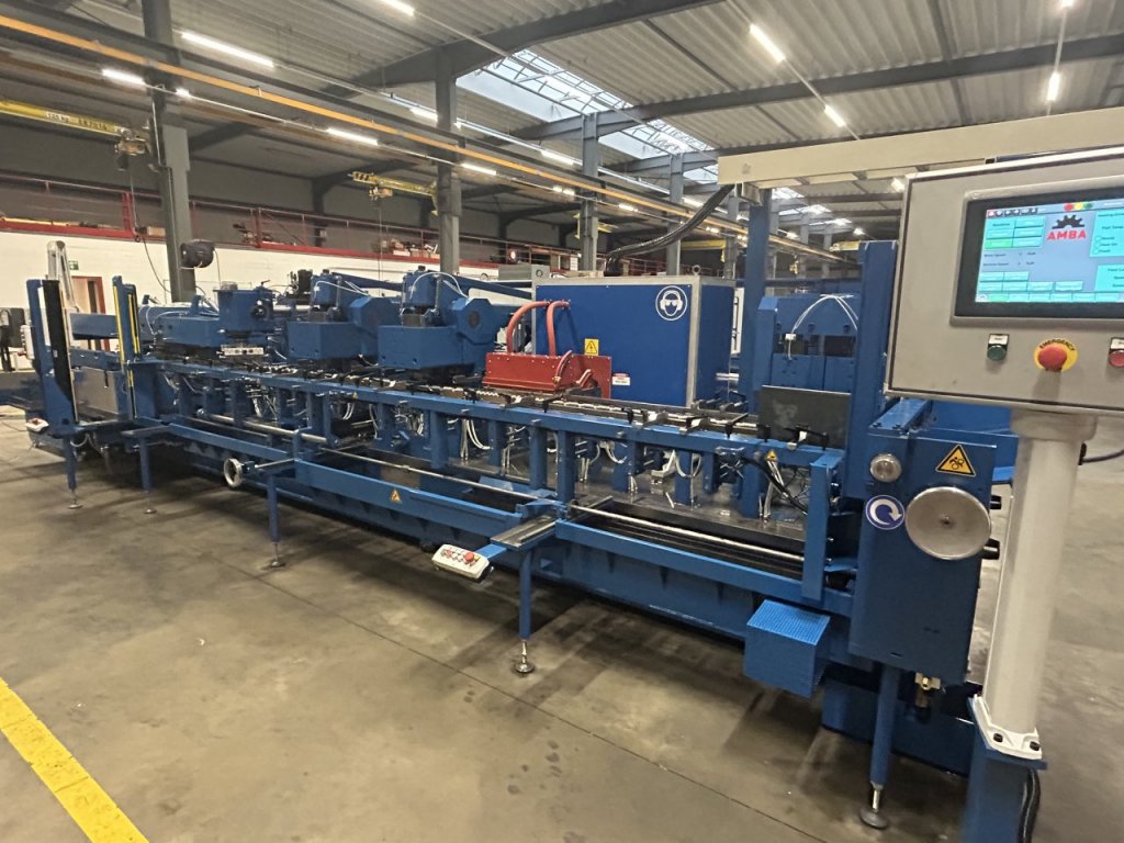 Cold and hot forming of bolts and screws | WIRE