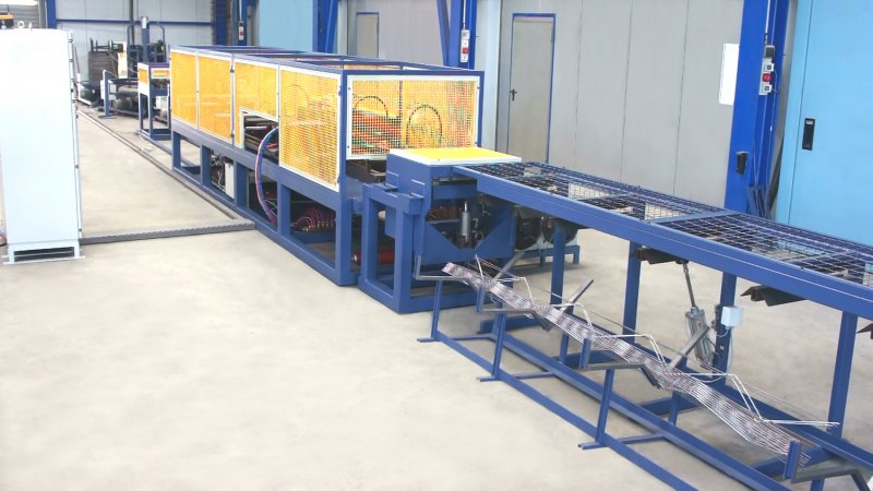 Vom Coil zum fertig umreiften Produktbündel | Draht