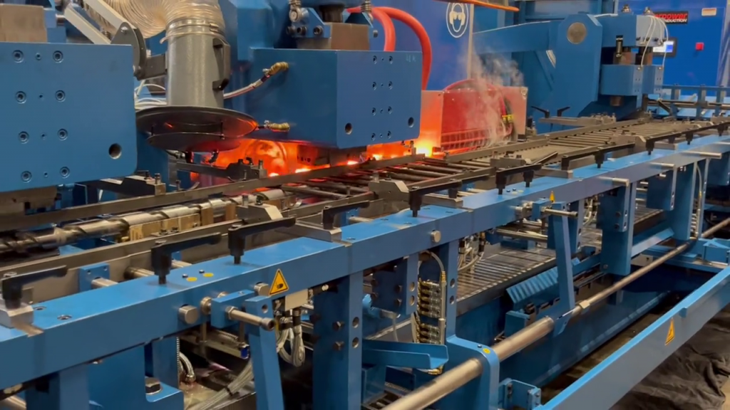 Cold and hot forming of bolts and screws | WIRE