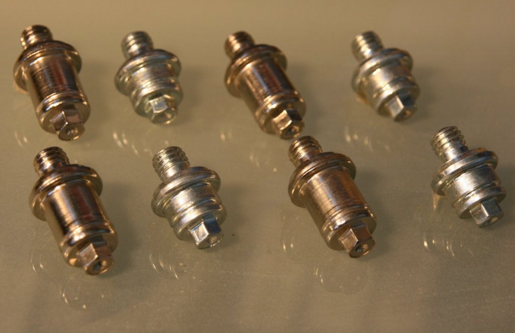 Dual-spindle thread and form rollers | WIRE