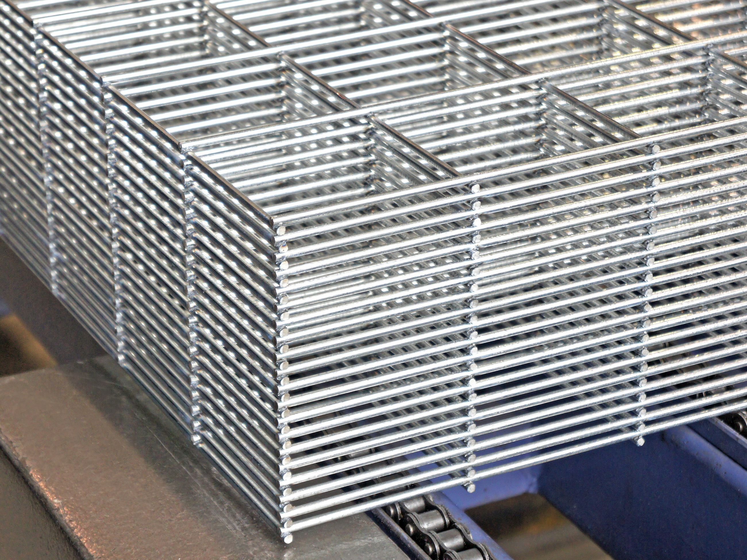 Gabionen direkt ab Coil fertigen | Draht