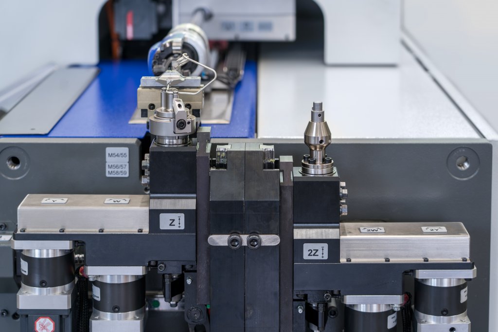 Advanced CNC wire forming and tube bending solutions | WIRE