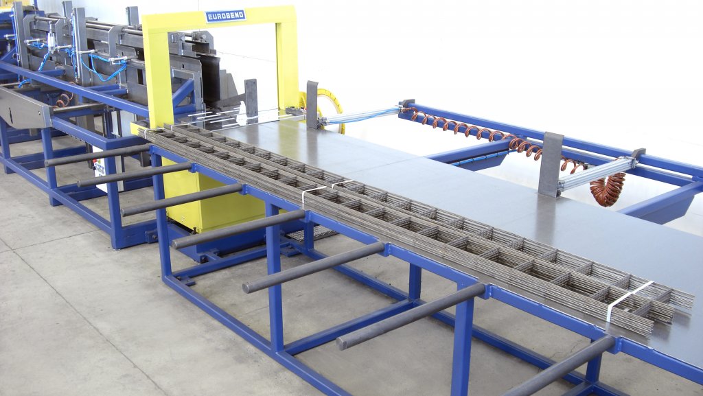 Vom Coil zum fertig umreiften Produktbündel | Draht